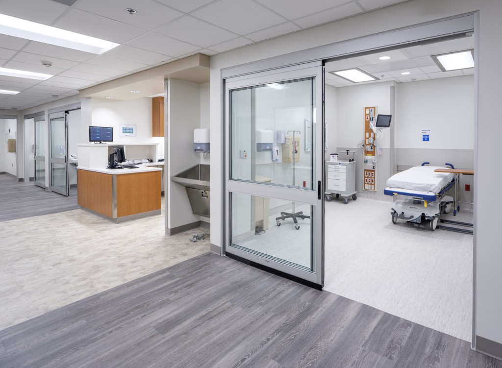 Procedure Room - McCulloch England Architects